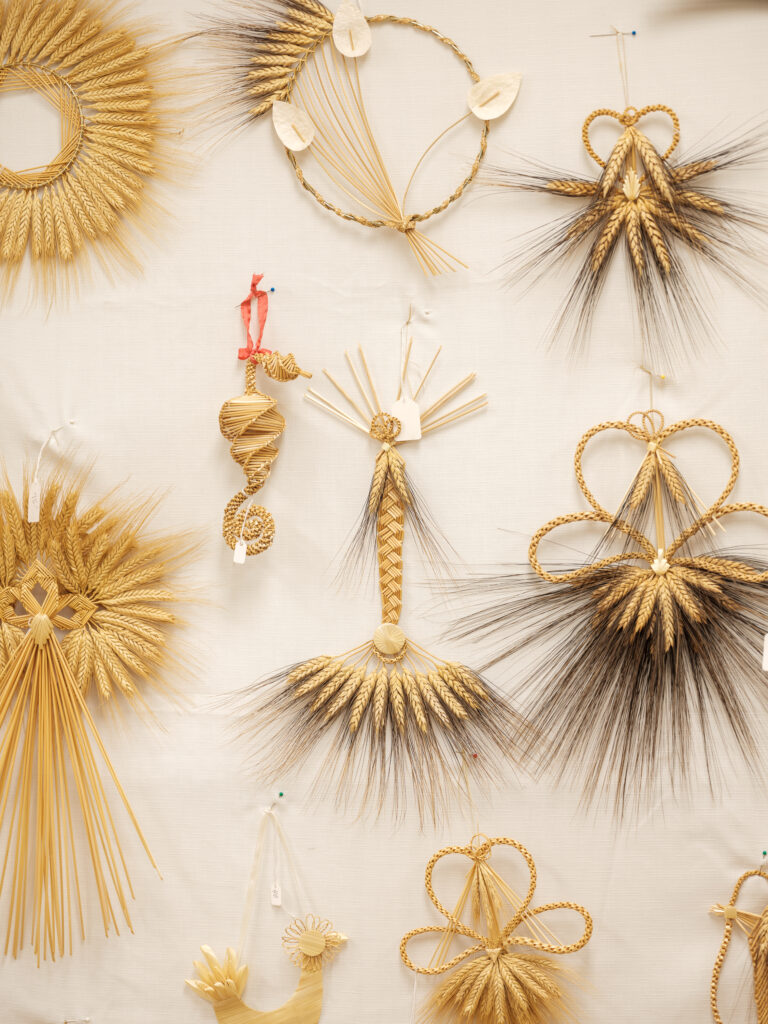 JCCFS | Come explore Wheat Weaving and Straw Art with Linda Beiler